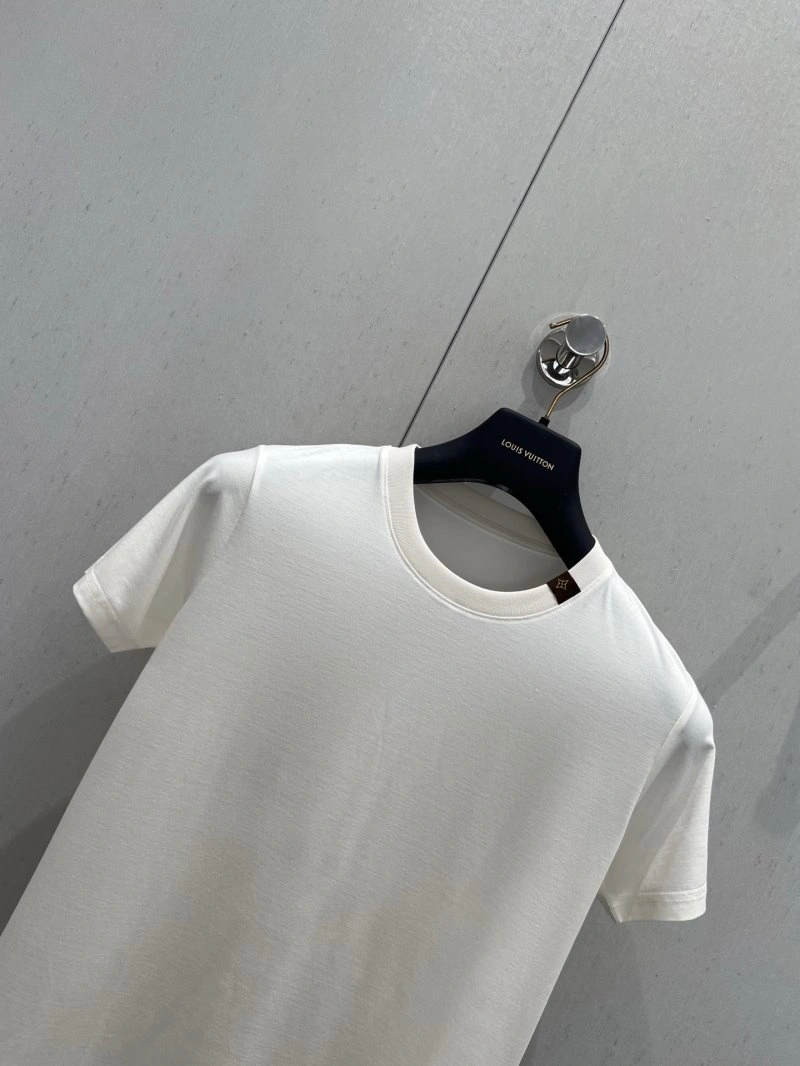 Bargain Louis Vuitton T-Shirts