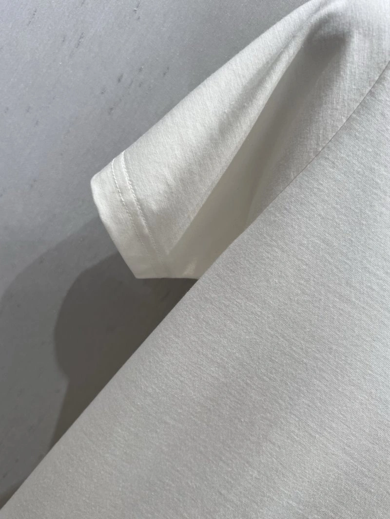 Bargain Louis Vuitton T-Shirts