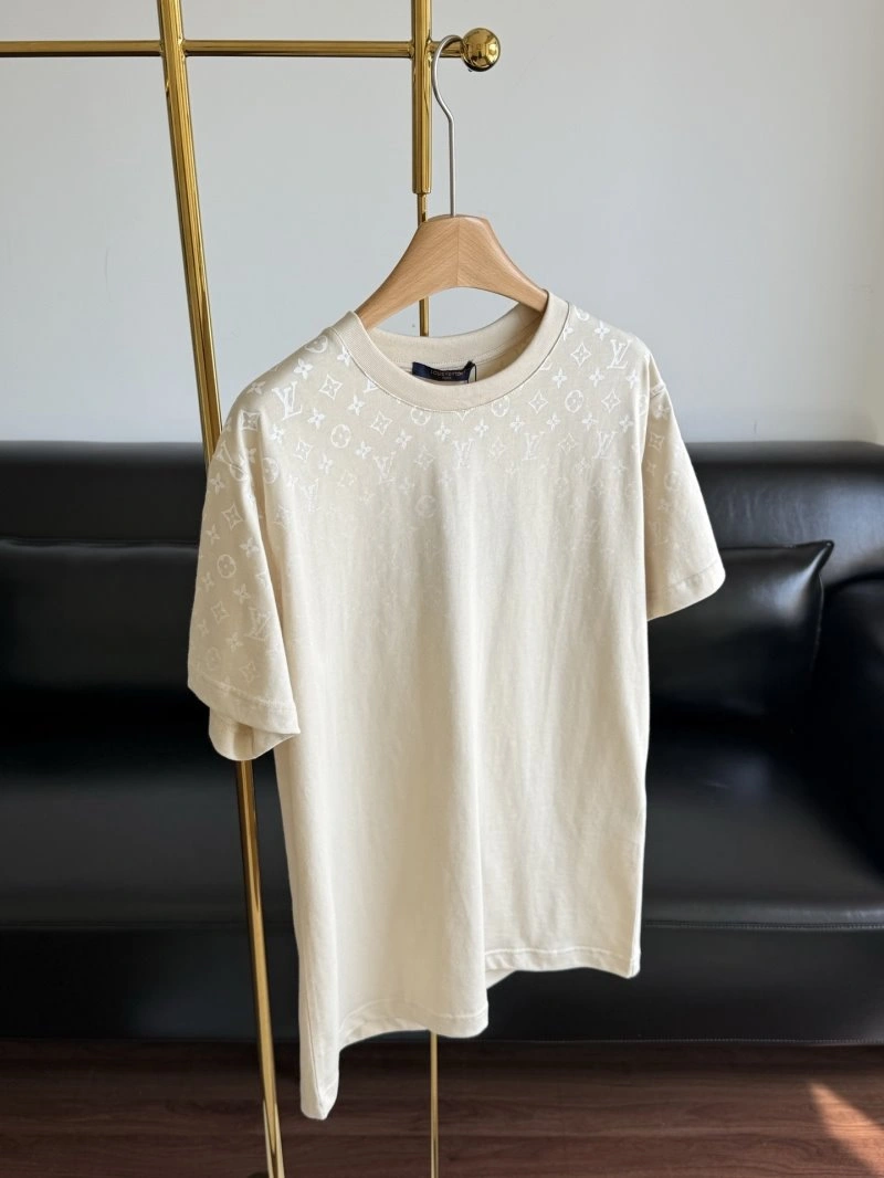 Inexpensive Louis Vuitton T-Shirts