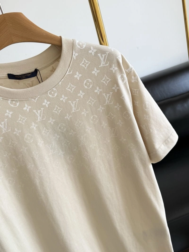 Inexpensive Louis Vuitton T-Shirts