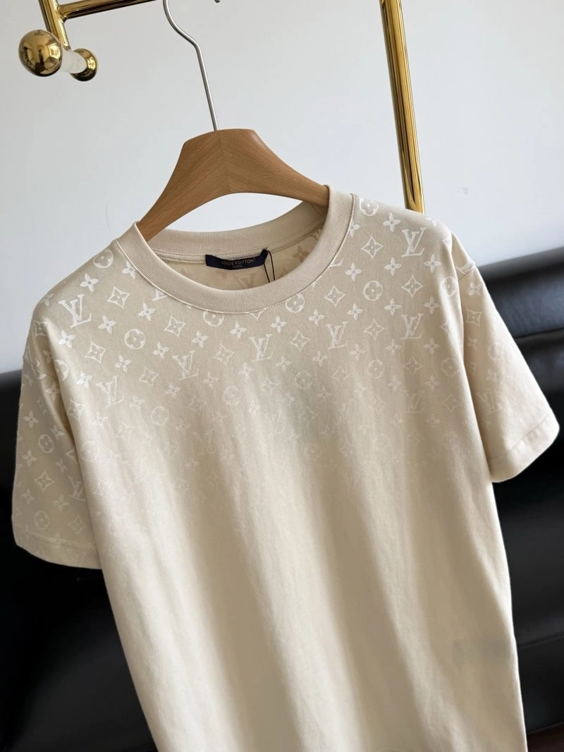 Inexpensive Louis Vuitton T-Shirts