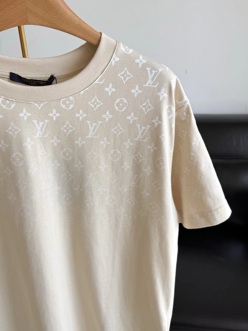 Inexpensive Louis Vuitton T-Shirts