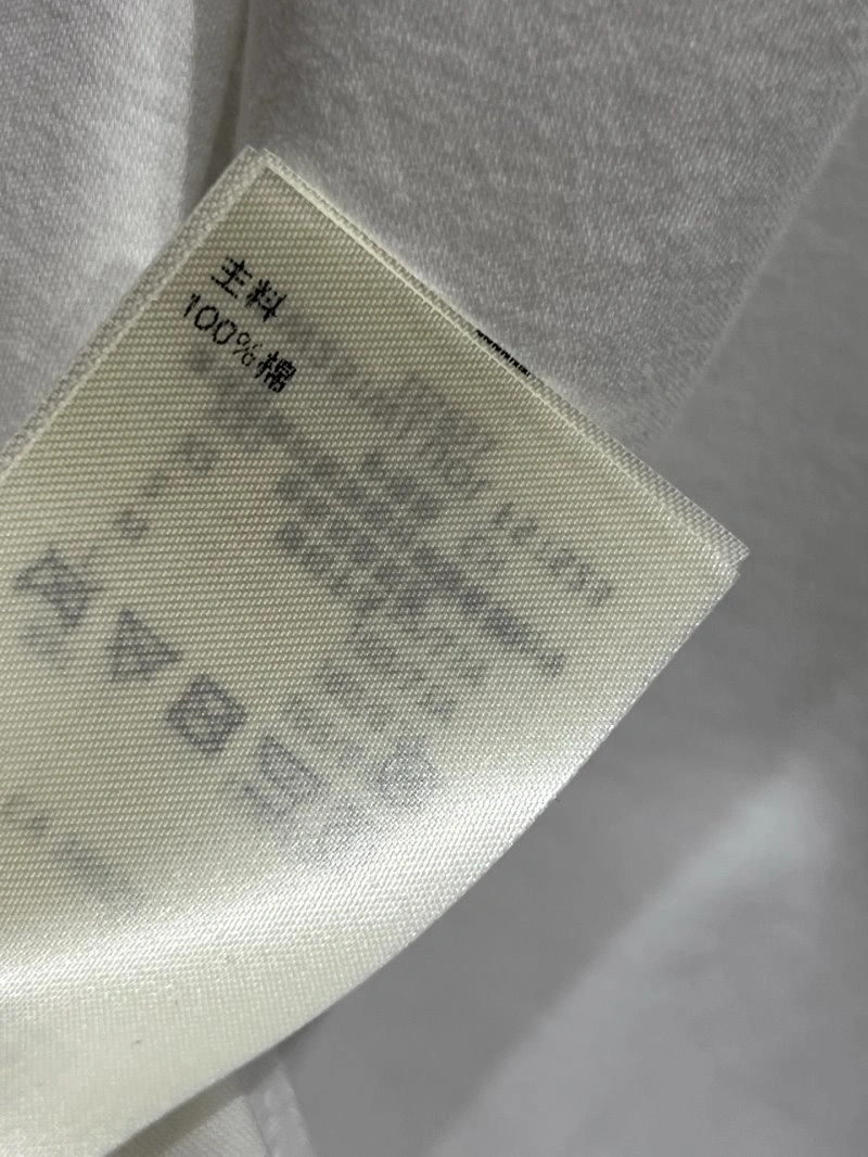 Indistinguishable Louis Vuitton T-Shirts