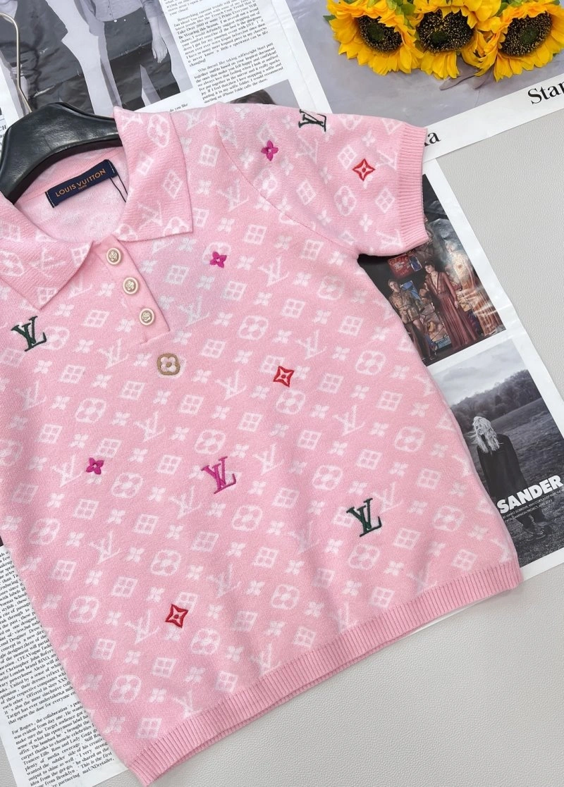 Indistinguishable Louis Vuitton T-Shirts