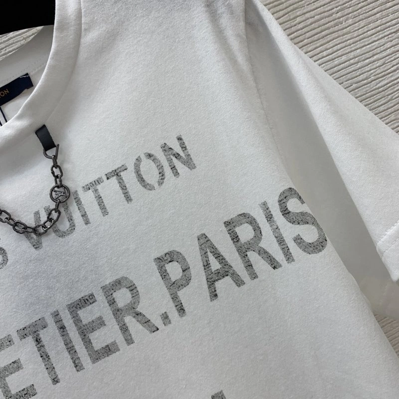 High accuracy Louis Vuitton T-Shirts