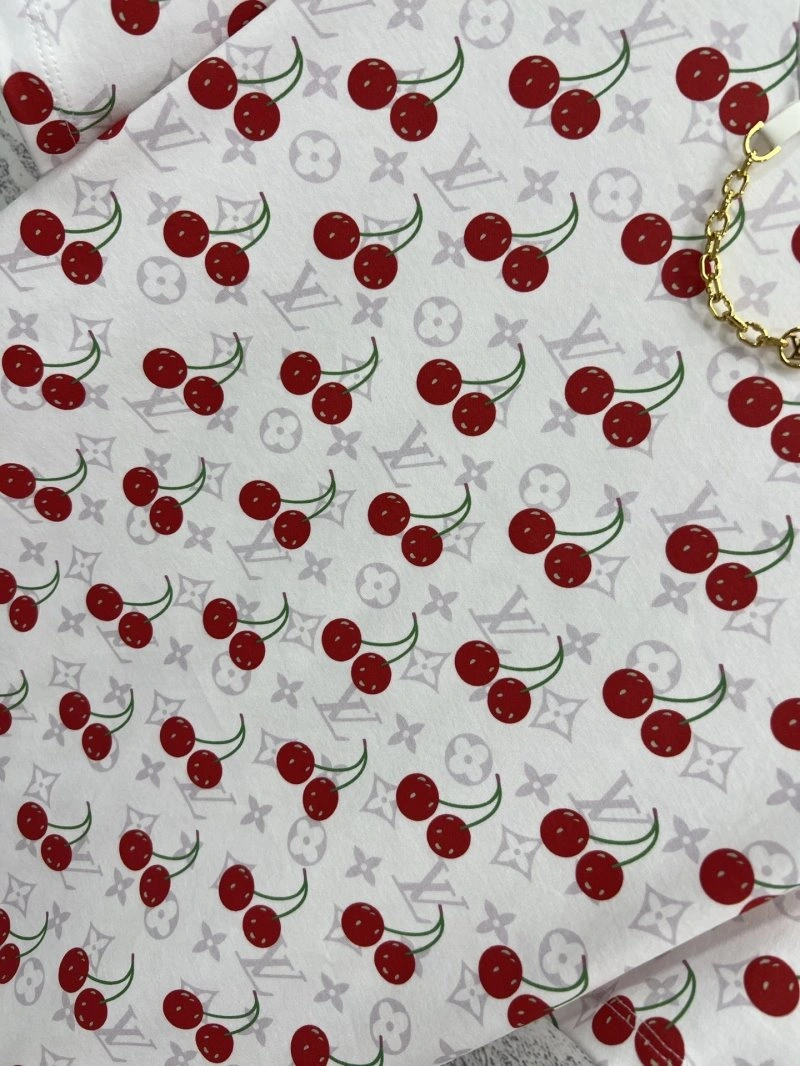 Precise copy Louis Vuitton T-Shirts