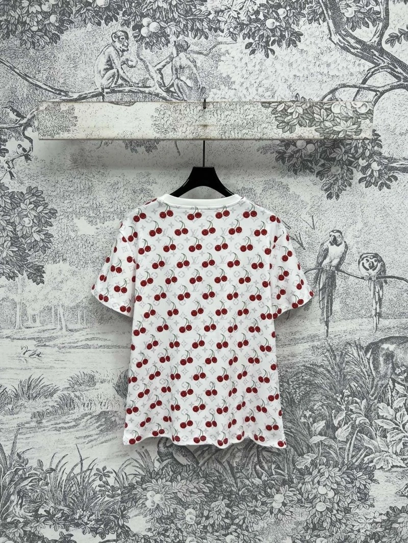 Precise copy Louis Vuitton T-Shirts