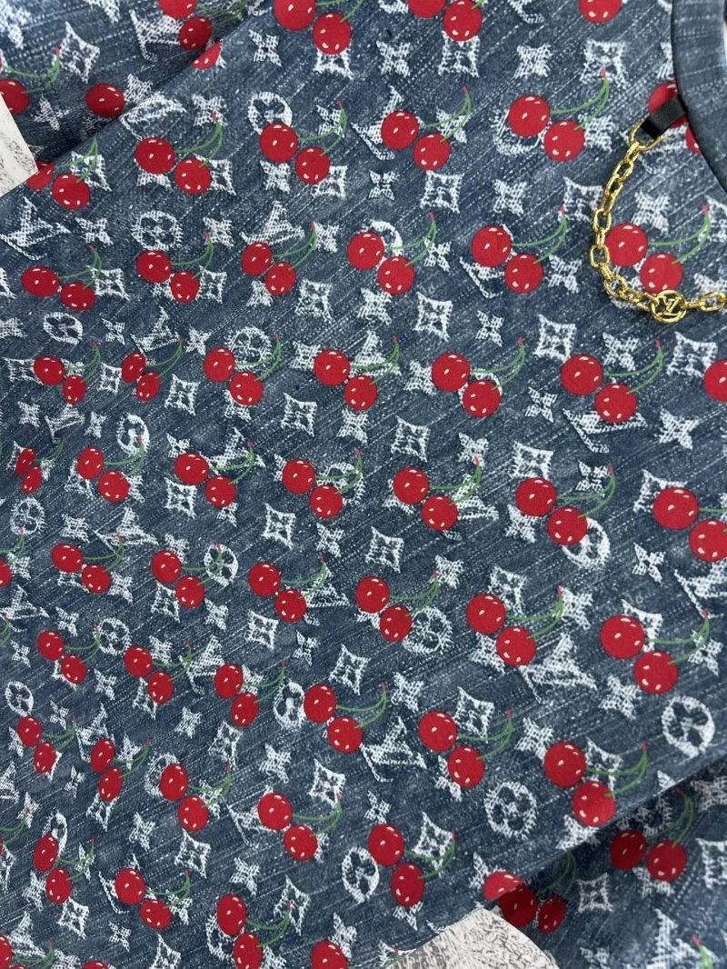 Authentic Louis Vuitton T-Shirts