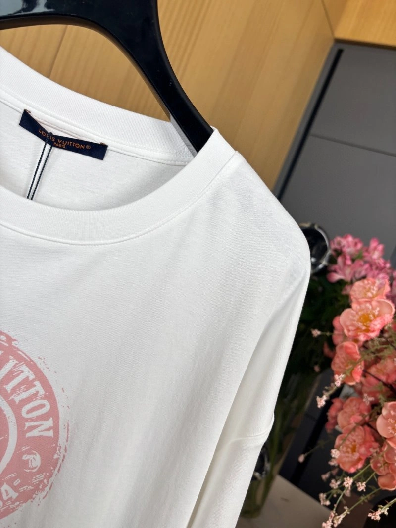 Perfect replica Louis Vuitton T-Shirts