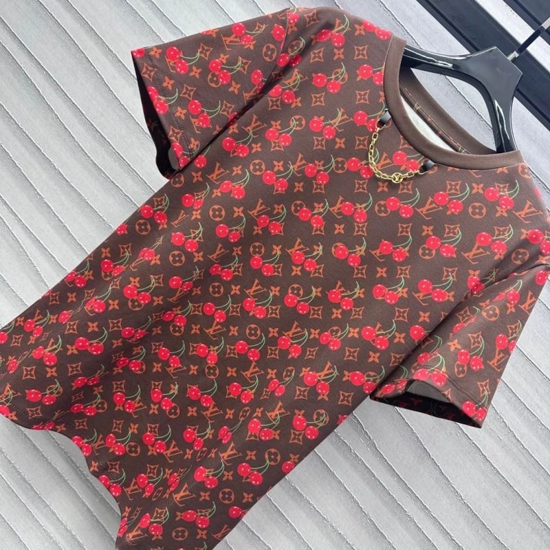 Reasonably priced Louis Vuitton T-Shirts