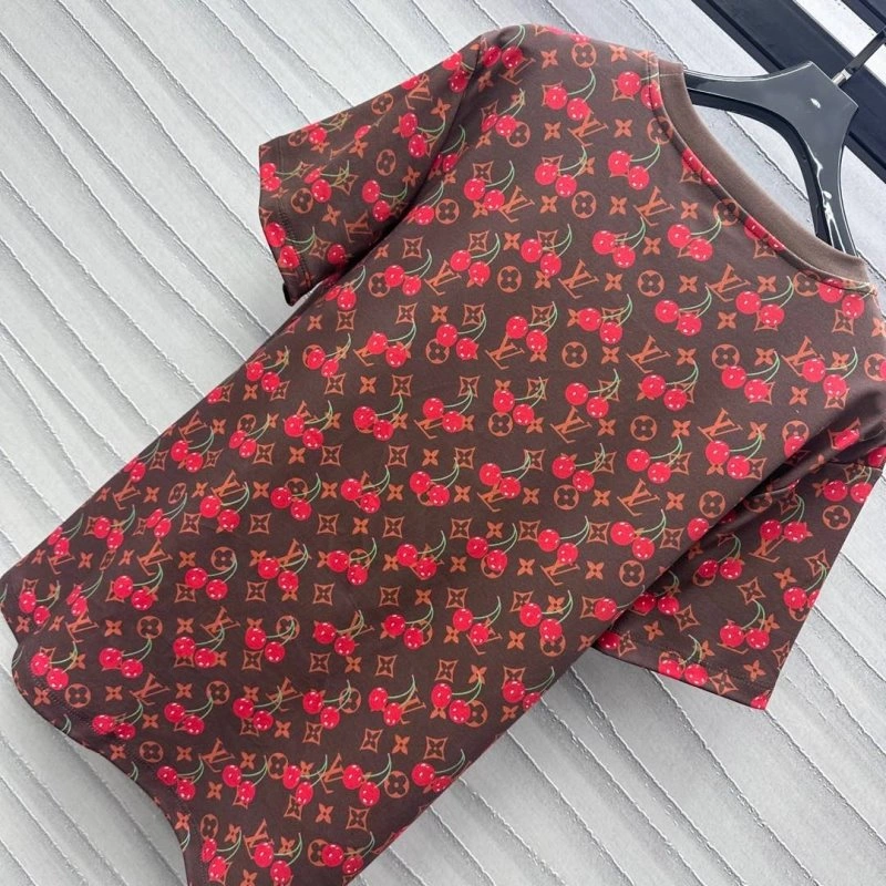 Reasonably priced Louis Vuitton T-Shirts