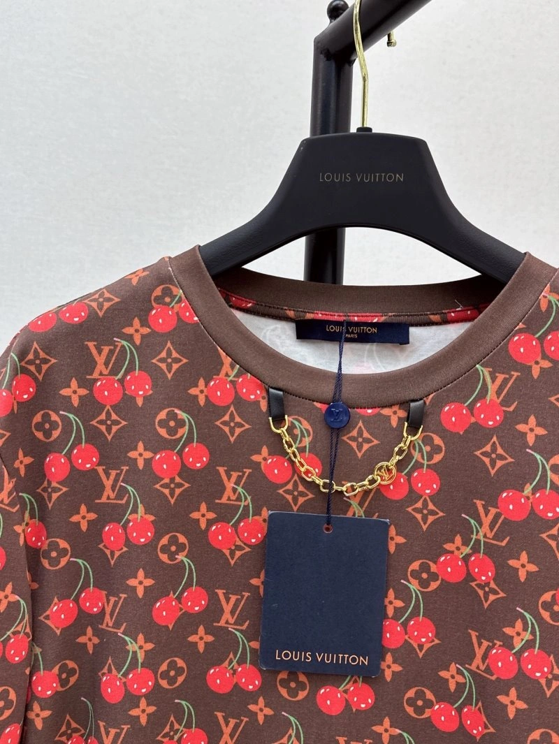 Real Louis Vuitton T-Shirts