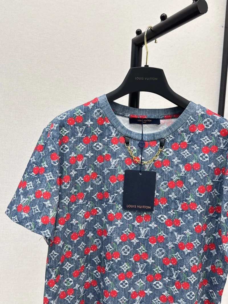 Genuine Louis Vuitton T-Shirts