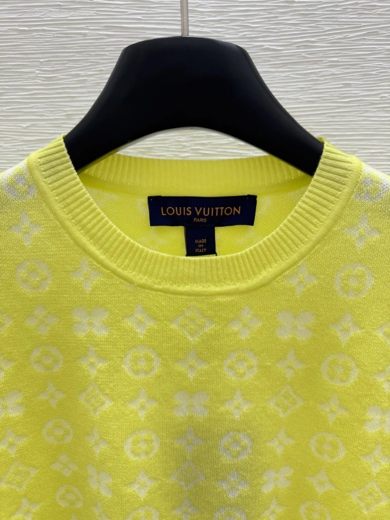 Precise copy Louis Vuitton T-Shirts