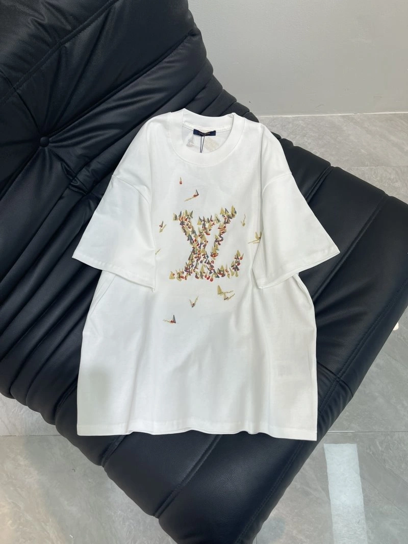 Precise copy Louis Vuitton T-Shirts