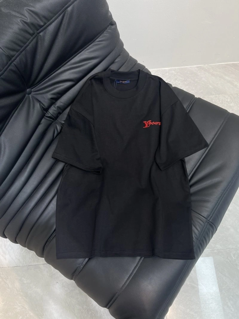 High fidelity Louis Vuitton T-Shirts