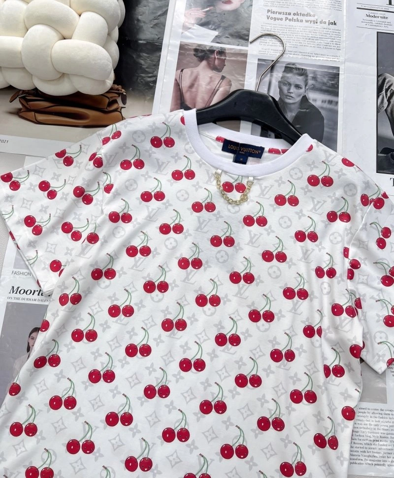 1:1 copy Louis Vuitton T-Shirts