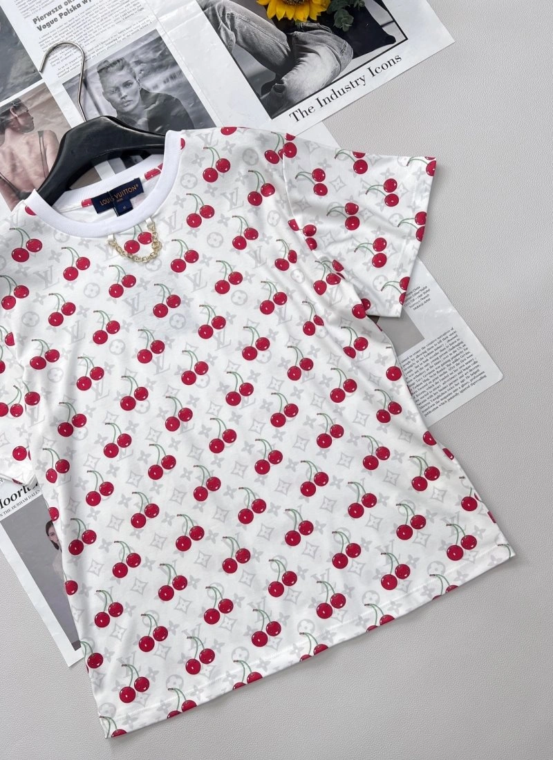 1:1 copy Louis Vuitton T-Shirts