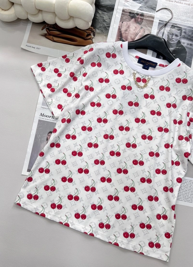 1:1 copy Louis Vuitton T-Shirts