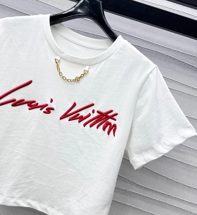 Indistinguishable Louis Vuitton T-Shirts