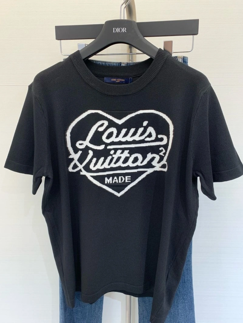 Value-priced Louis Vuitton T-Shirts
