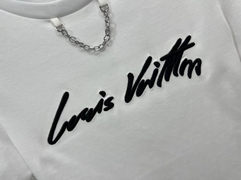 Low-cost Louis Vuitton T-Shirts