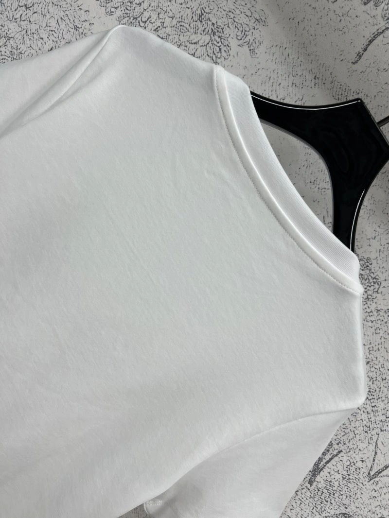 Low-cost Louis Vuitton T-Shirts