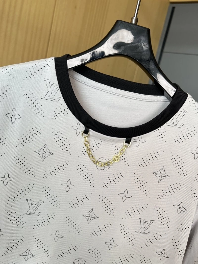 Low-cost Louis Vuitton T-Shirts