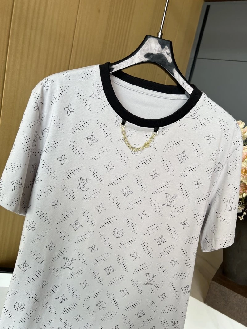 Low-cost Louis Vuitton T-Shirts