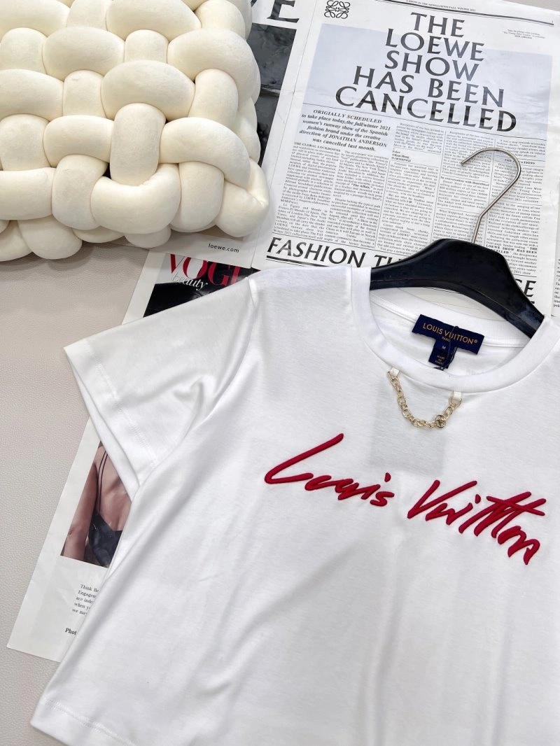 Factory-made Louis Vuitton T-Shirts