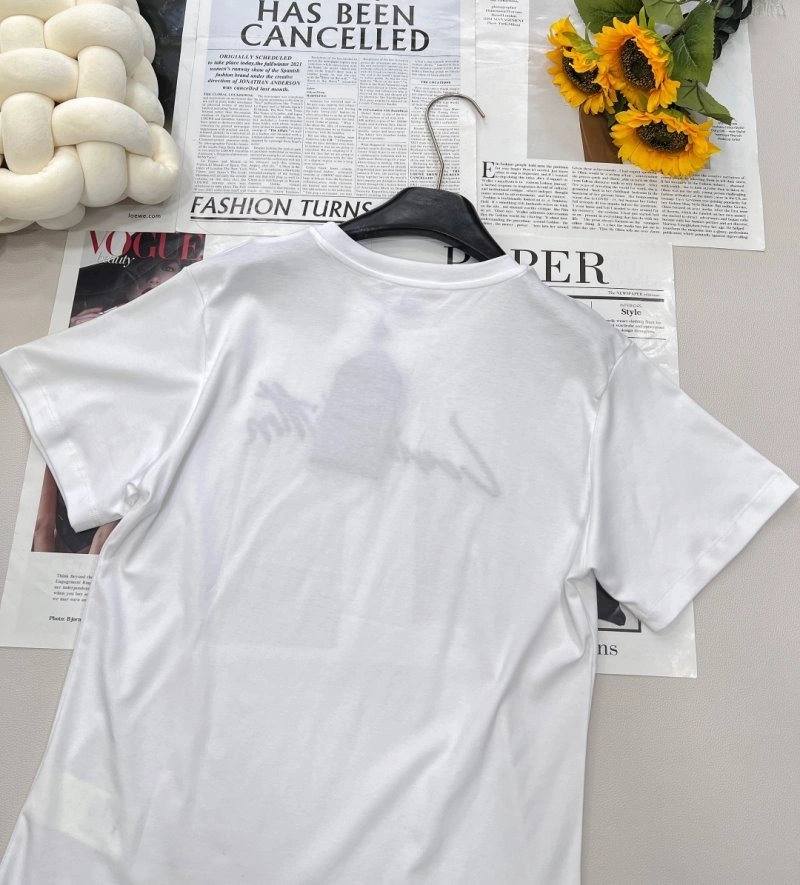 Precise copy Louis Vuitton T-Shirts