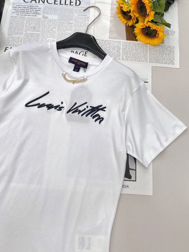 Precise copy Louis Vuitton T-Shirts