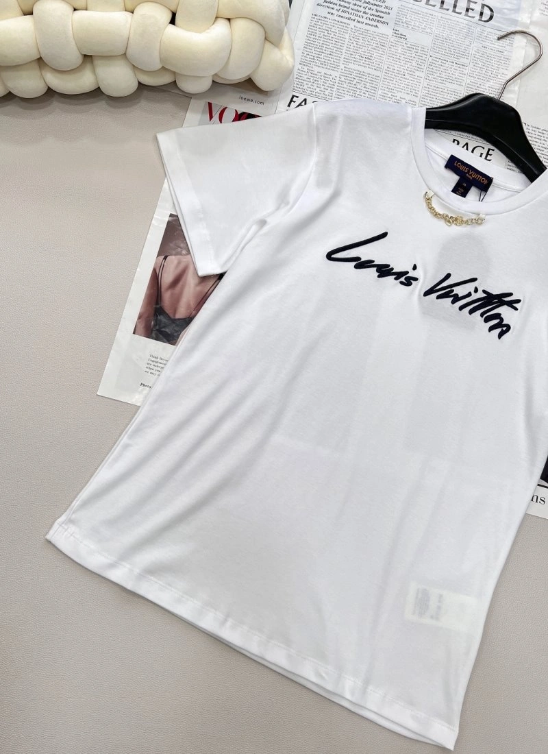 Precise copy Louis Vuitton T-Shirts