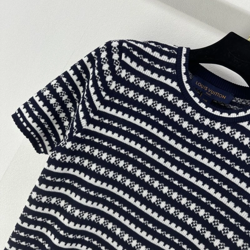 Top match Louis Vuitton T-Shirts