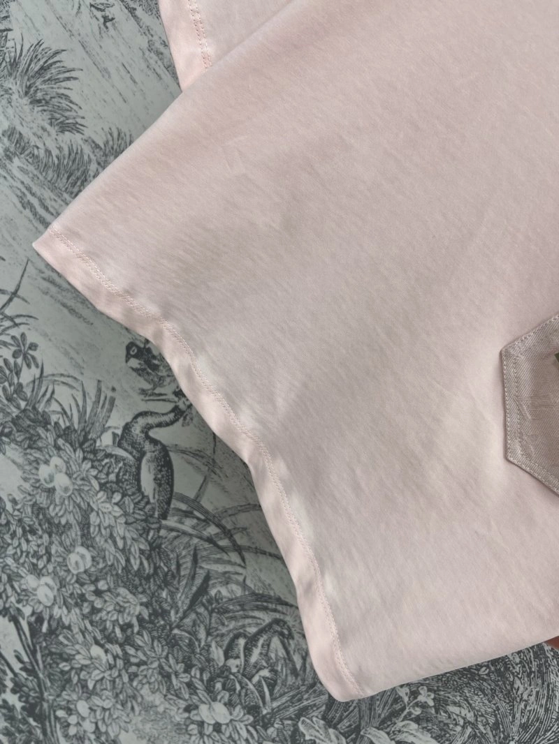 Official Louis Vuitton T-Shirts