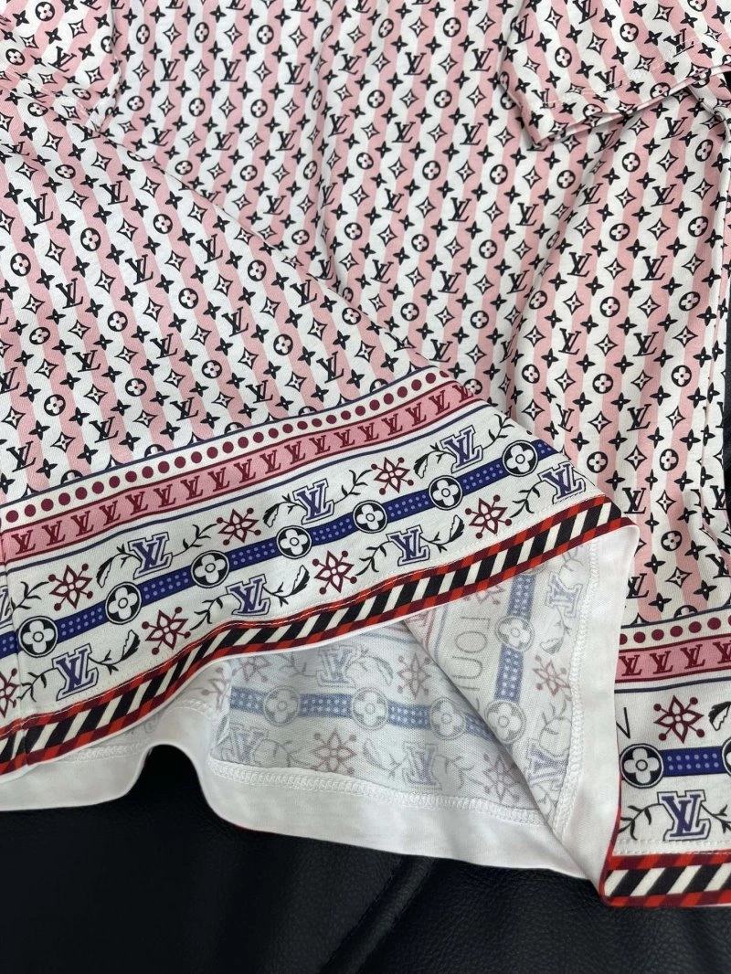 Genuine Louis Vuitton T-Shirts