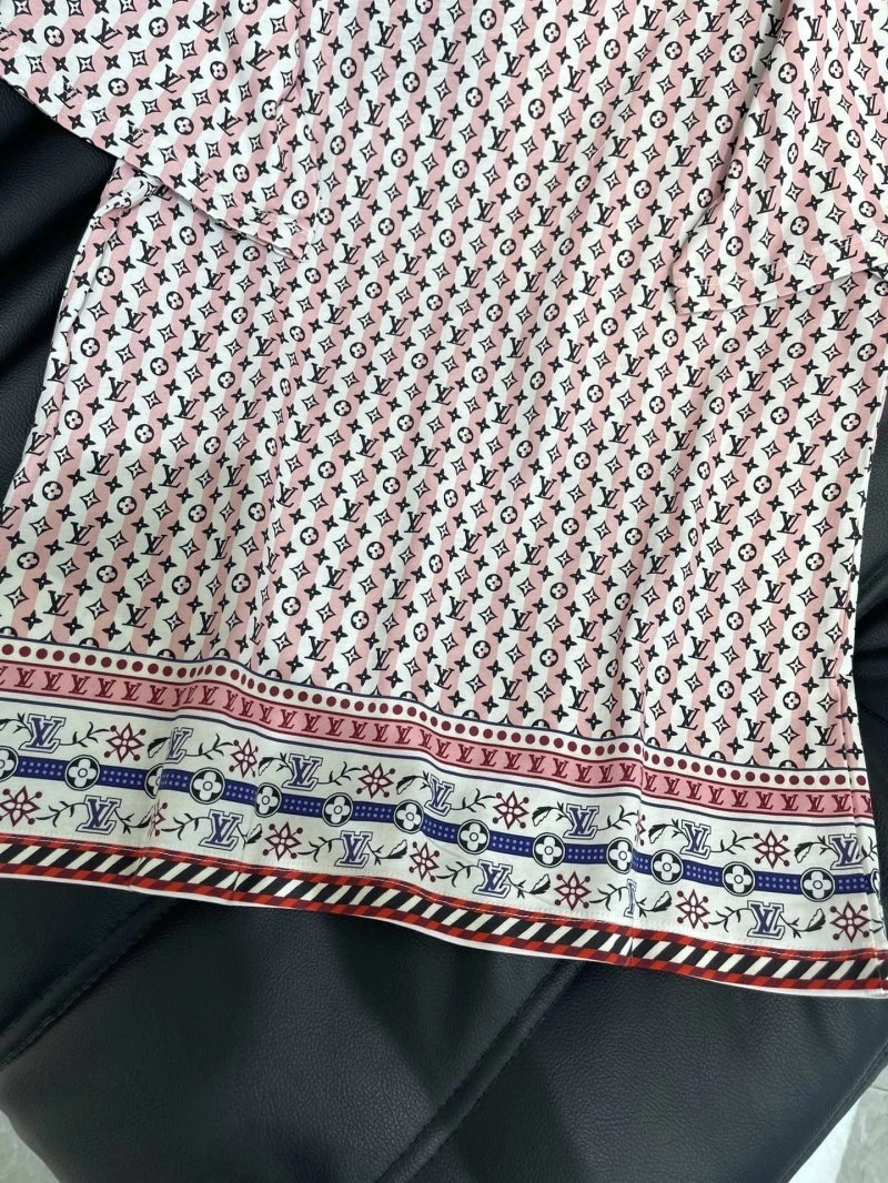 Genuine Louis Vuitton T-Shirts