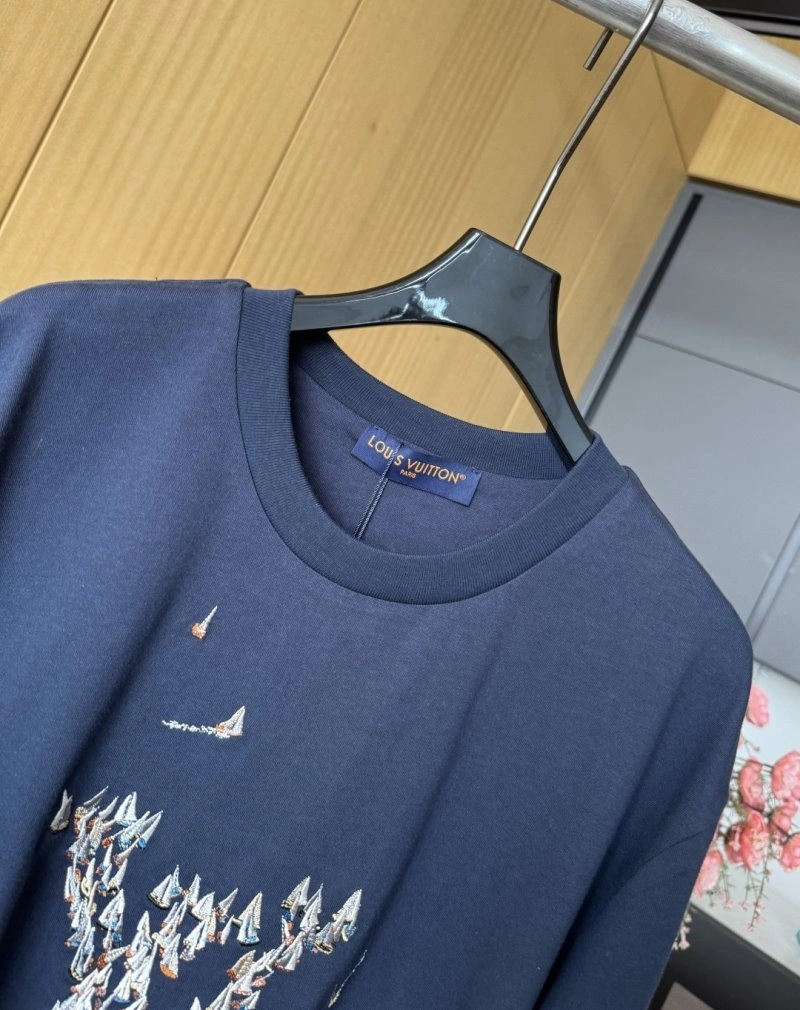 Bargain Louis Vuitton T-Shirts