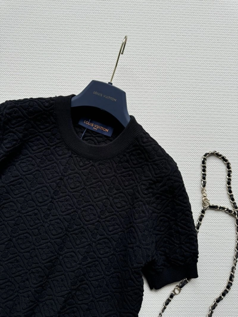 Bargain Louis Vuitton T-Shirts