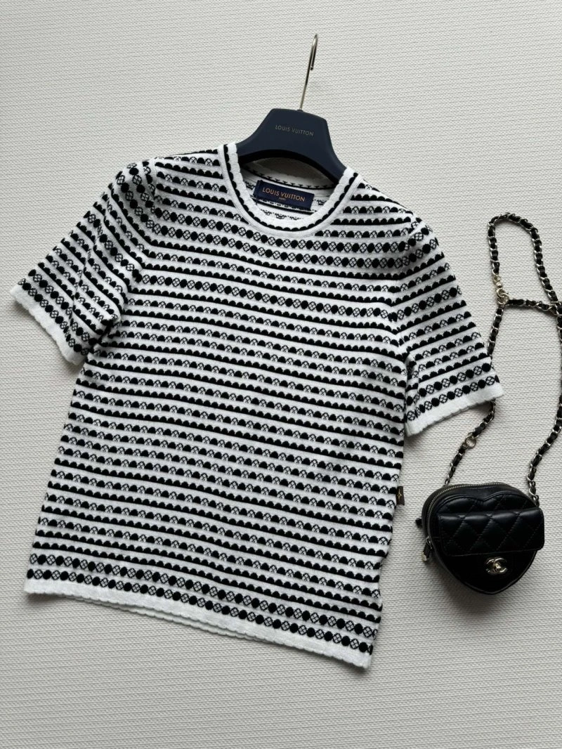 Inexpensive Louis Vuitton T-Shirts