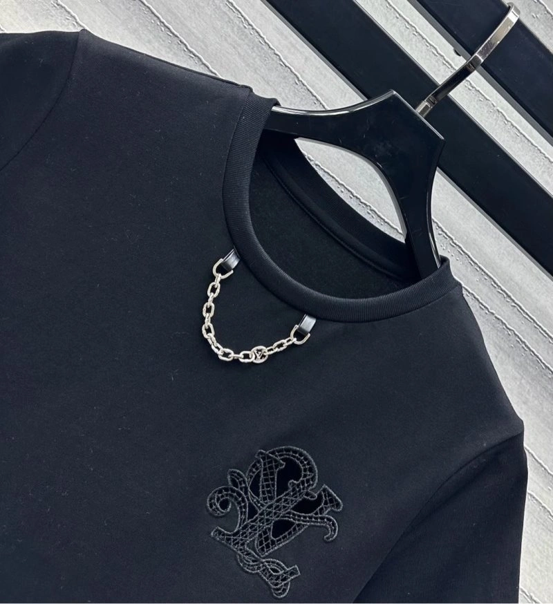 Factory-made Louis Vuitton T-Shirts