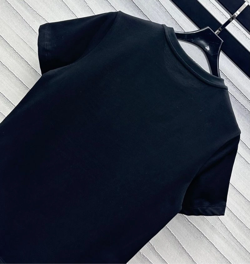 Factory-made Louis Vuitton T-Shirts