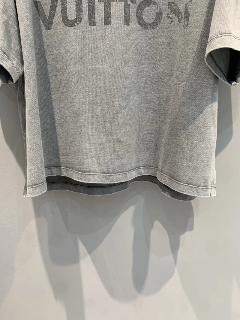 Low-cost Louis Vuitton T-Shirts