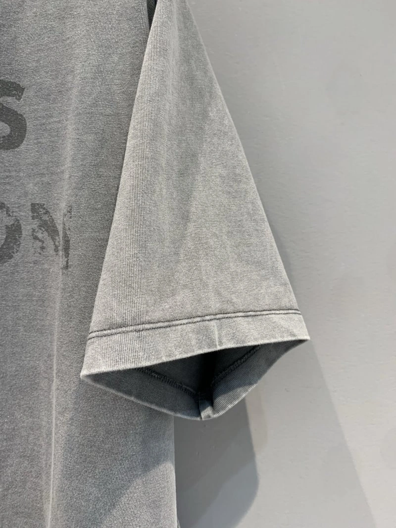 Low-cost Louis Vuitton T-Shirts