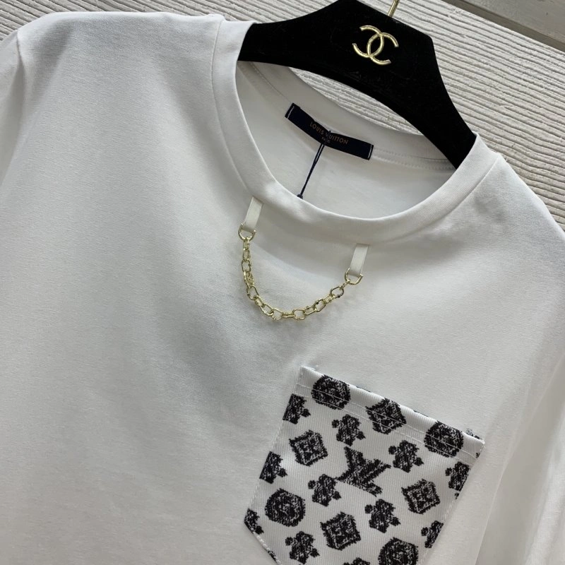 Top match Louis Vuitton T-Shirts