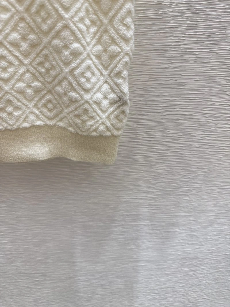 Low-cost Louis Vuitton T-Shirts