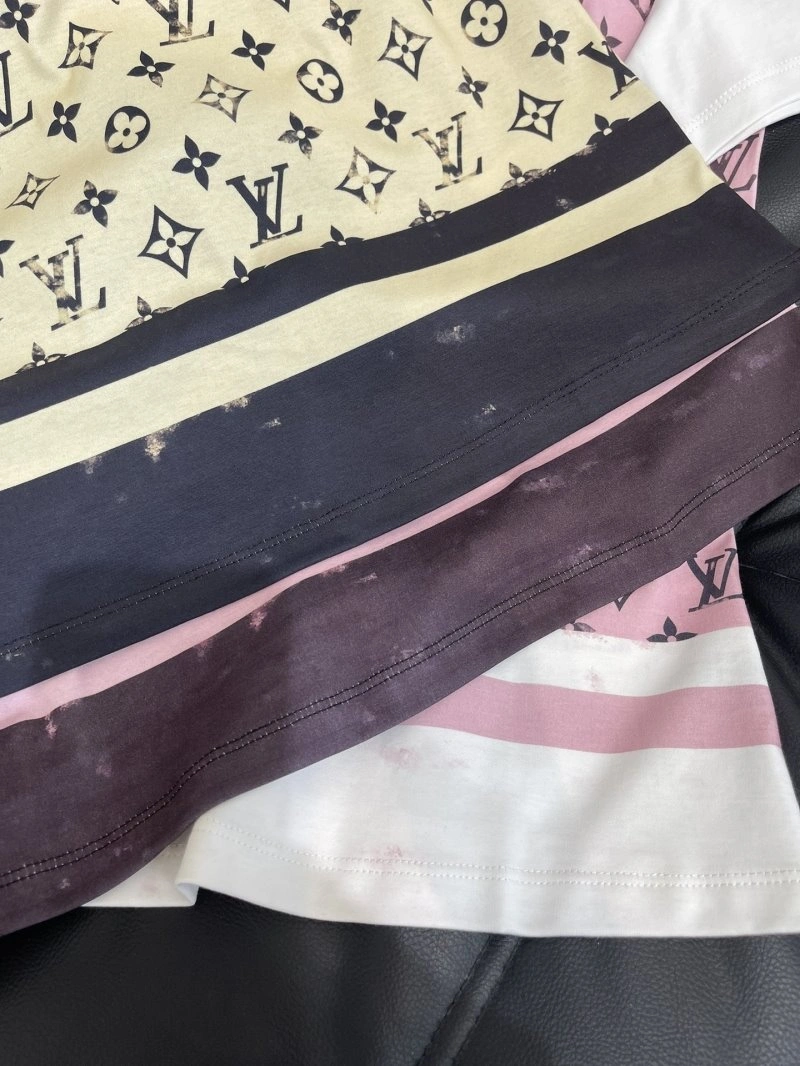 Indistinguishable Louis Vuitton T-Shirts