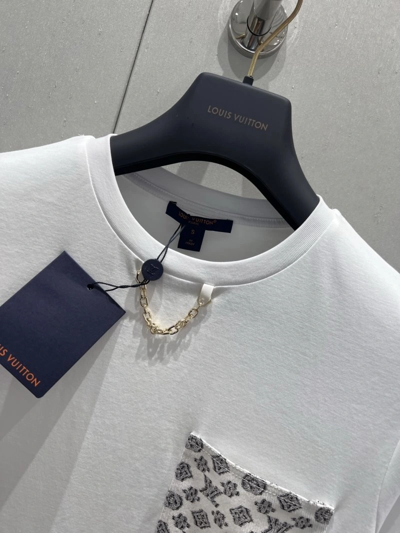 Top match Louis Vuitton T-Shirts