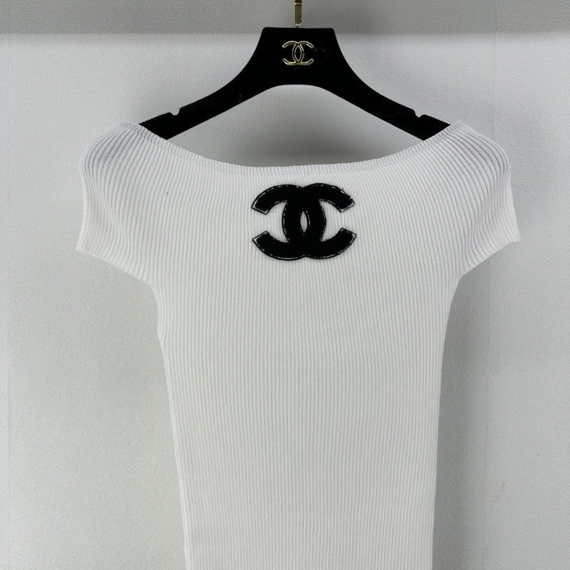 Top match Louis Vuitton T-Shirts