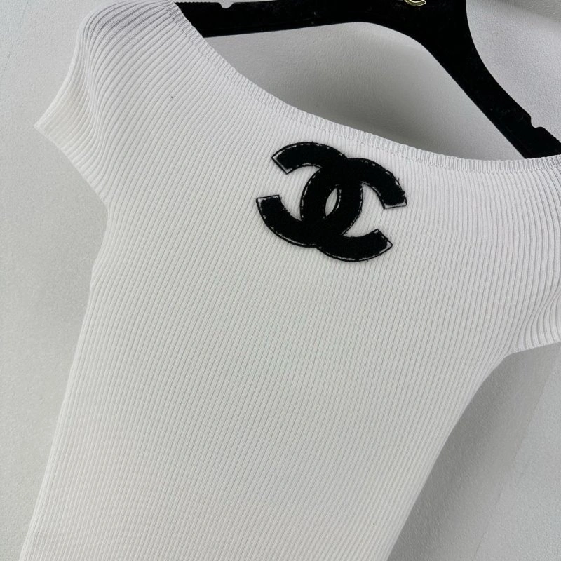 Top match Louis Vuitton T-Shirts